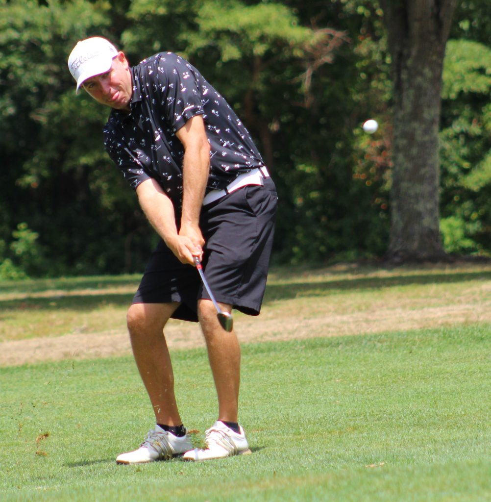 Posting a round: Revak shoots 68 for FCO first-round lead - Herald-Standard